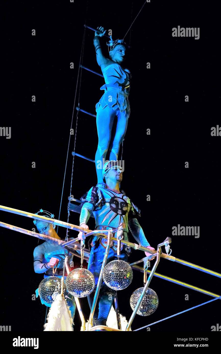 circus performers tight rope walker Stock Photo - Alamy