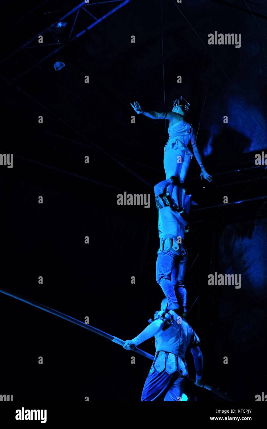 circus performers tight rope walker Stock Photo - Alamy