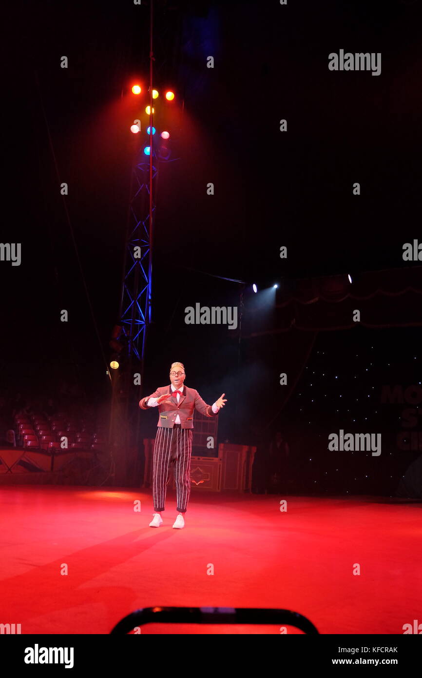 circus performers stripey trousers and hat Stock Photo - Alamy