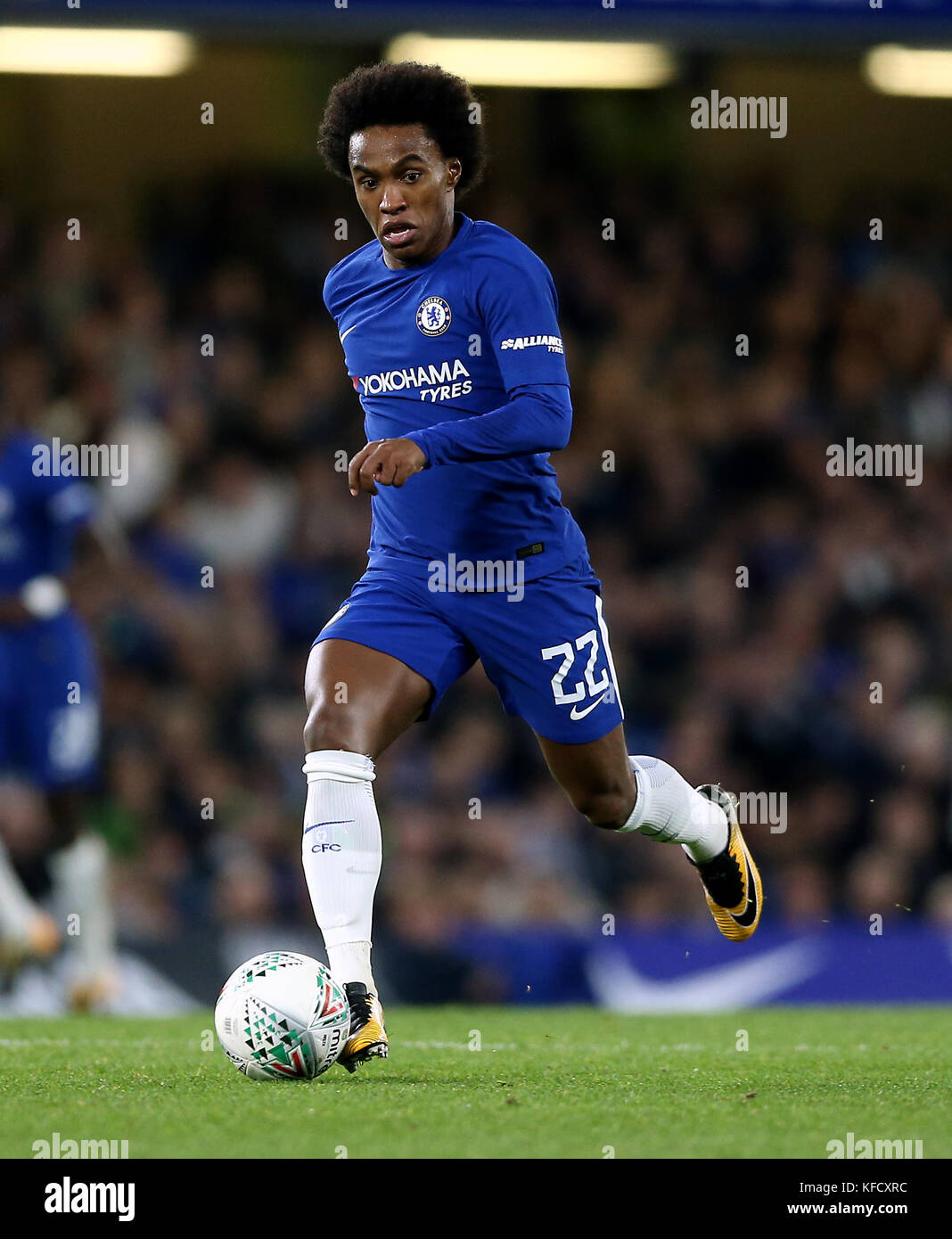 Willian of chelsea hi-res stock photography and images - Alamy