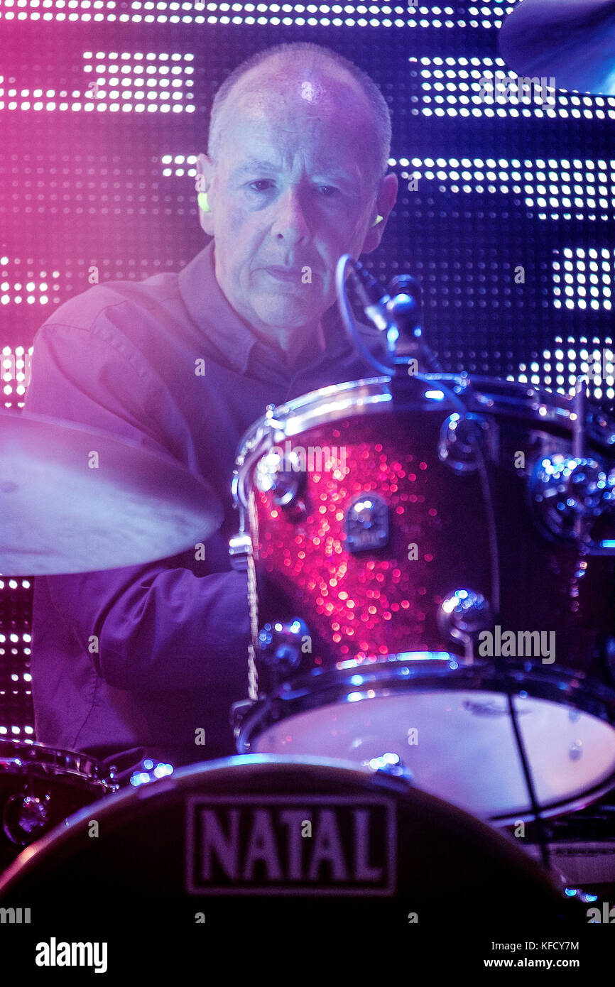 Brian downey hi-res stock photography and images - Alamy