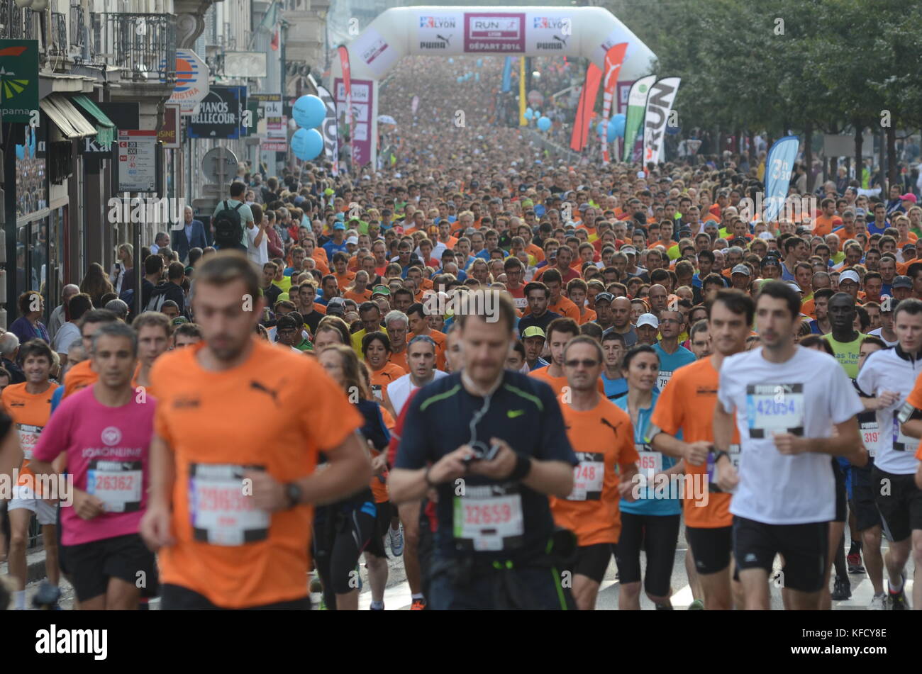 Lyon Marathon snapshots, Lyon, France Stock Photo - Alamy