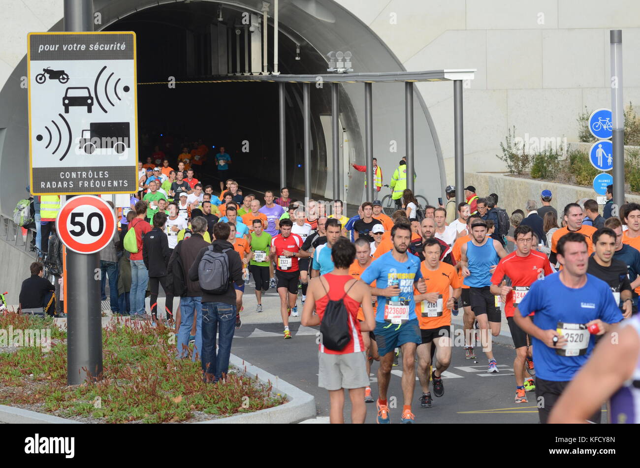 Lyon Marathon snapshots, Lyon, France Stock Photo - Alamy