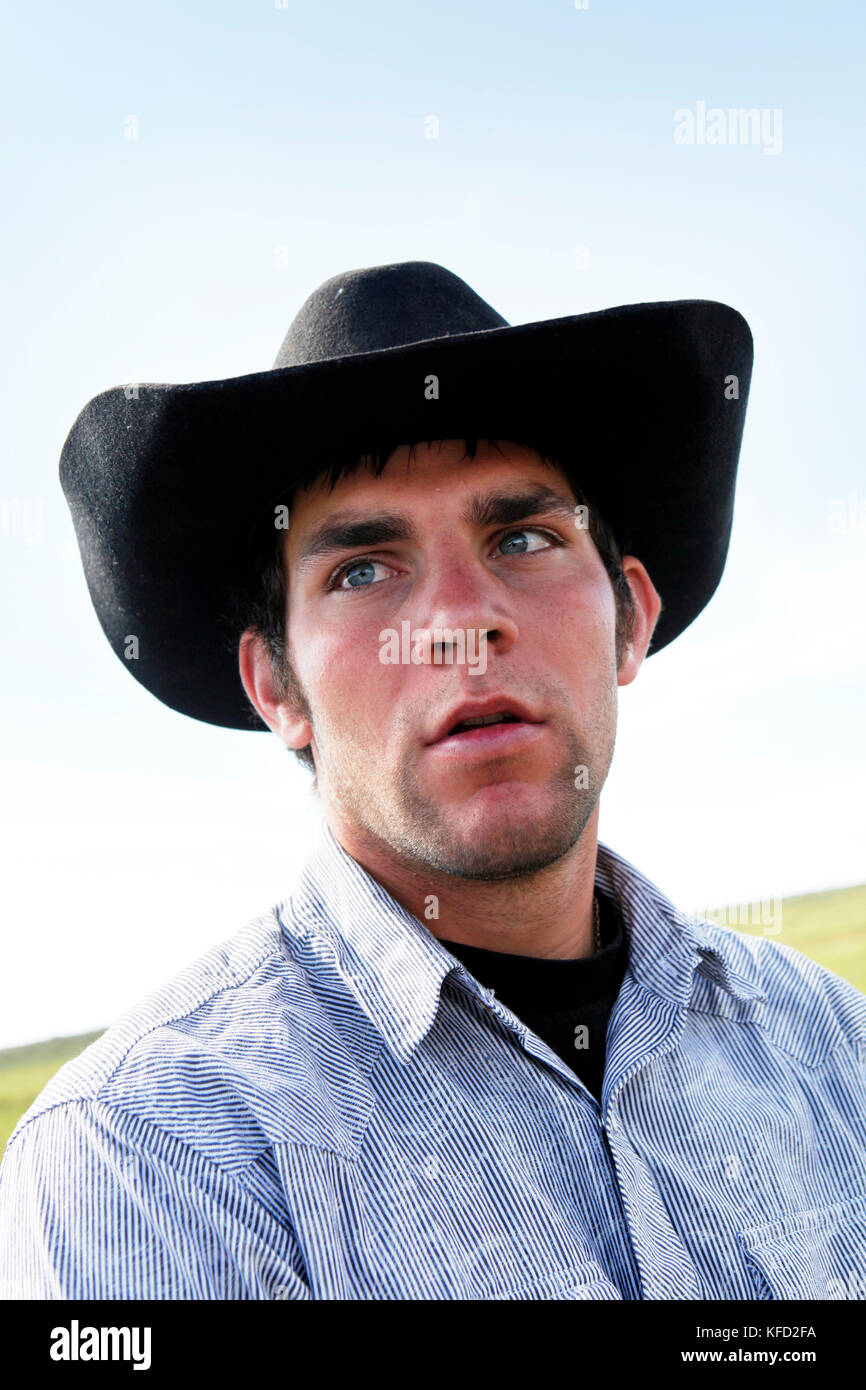 Male cowboy hi-res stock photography and images - Alamy
