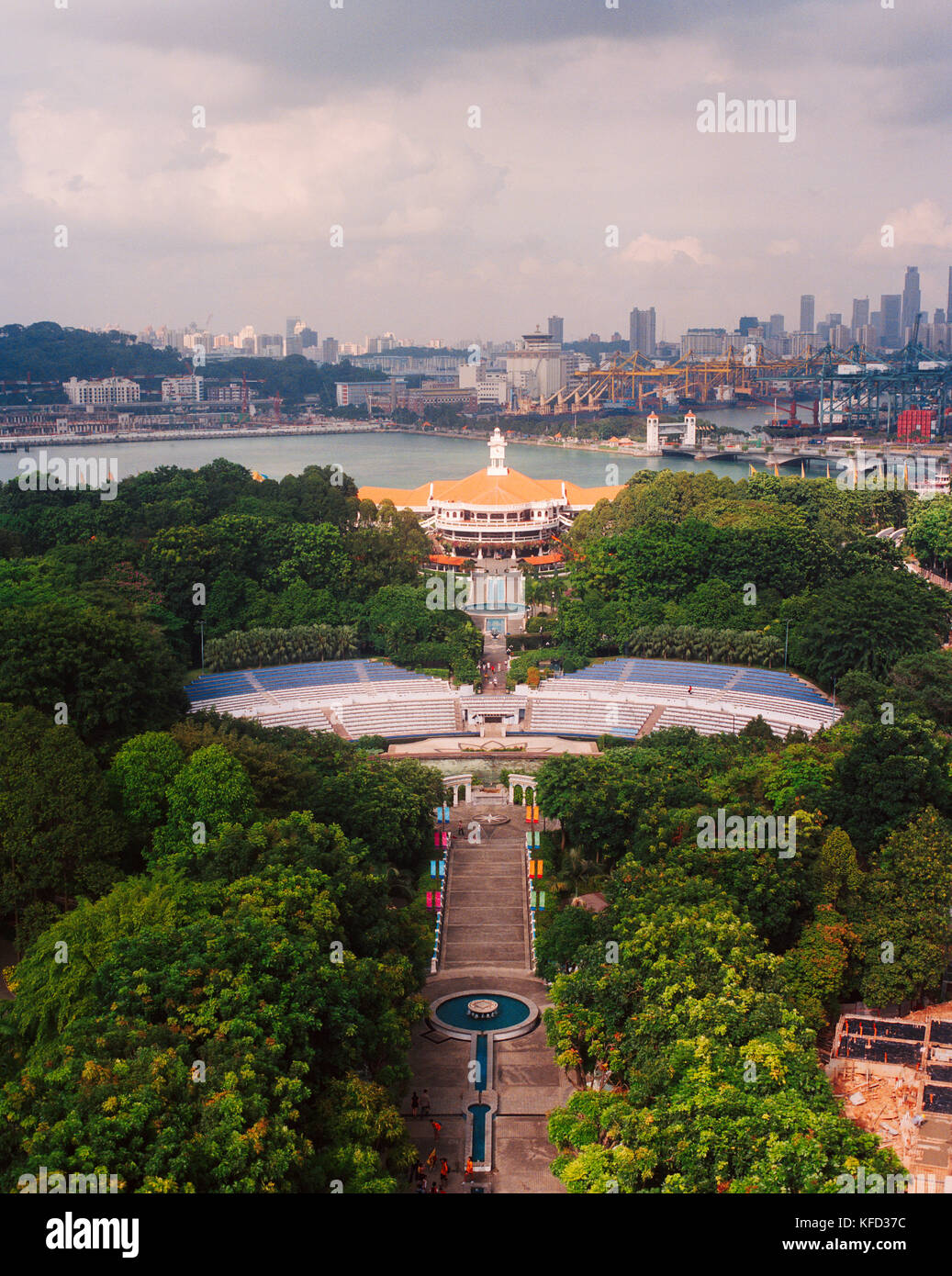Sentosa water feature hi-res stock photography and images - Alamy