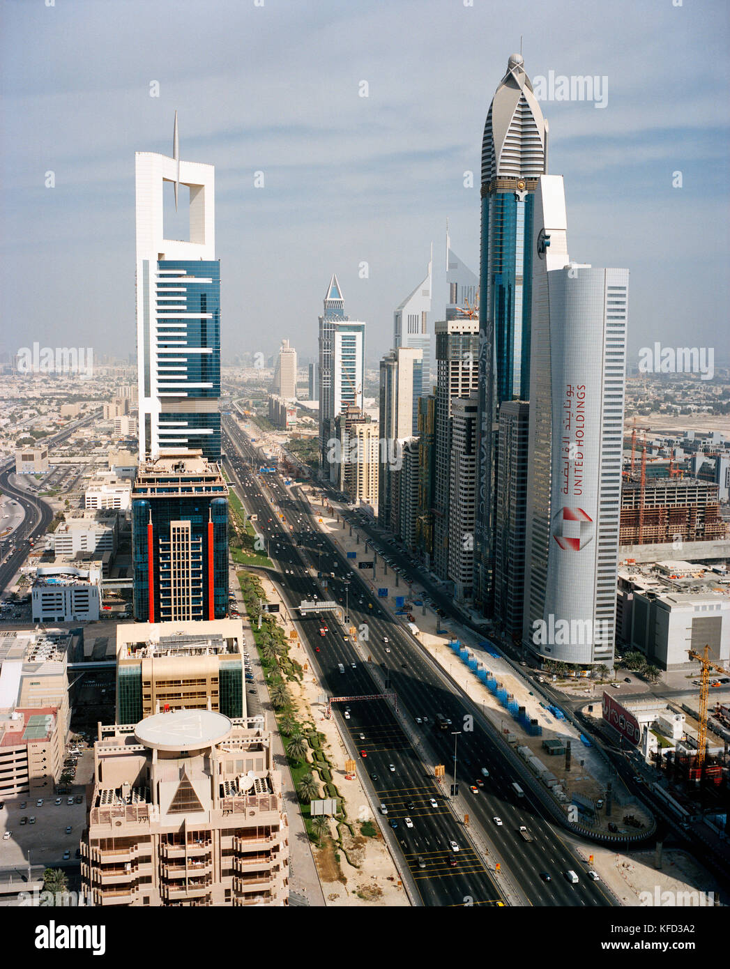 UNITED ARAB EMIRATES, Dubai, view of vehicles moving on street amid ...