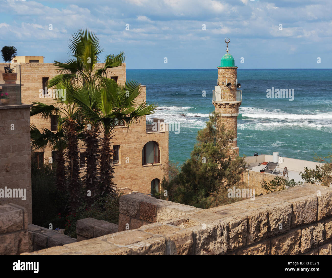 Al-Bahr mosque of Yaffa in Tel-Aviv Stock Photo - Alamy