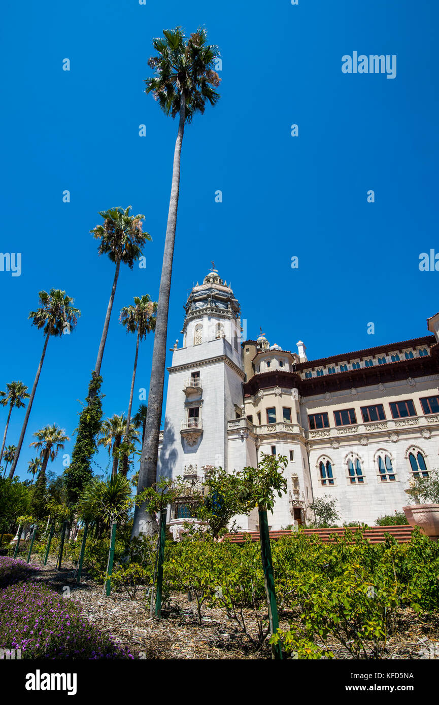 Luxurious Hearst castle, Big Sur, California, USA Stock Photo - Alamy