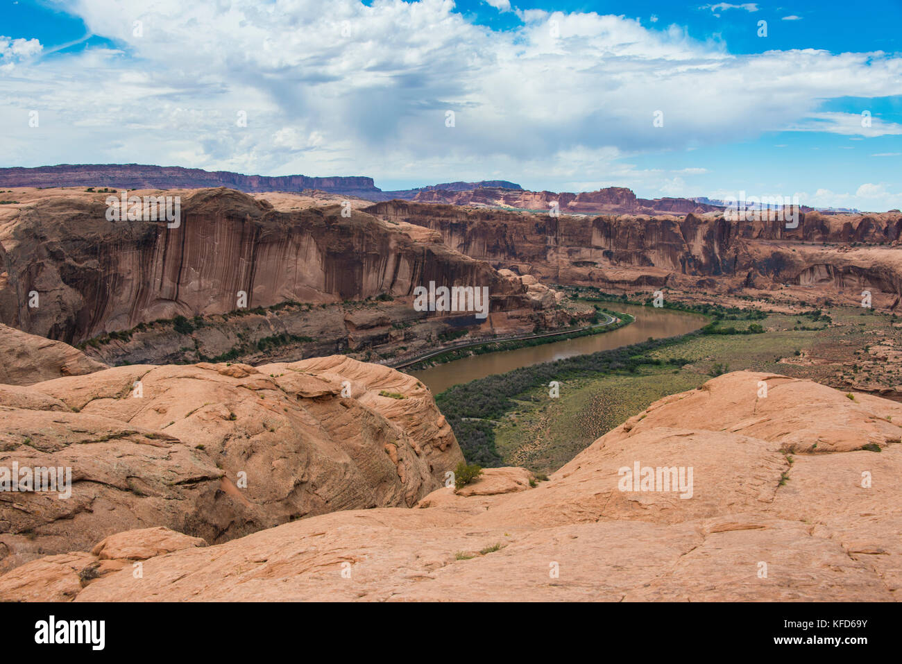 Overlook over the Colorado river from the slickrock trail. Moab, Utah ...