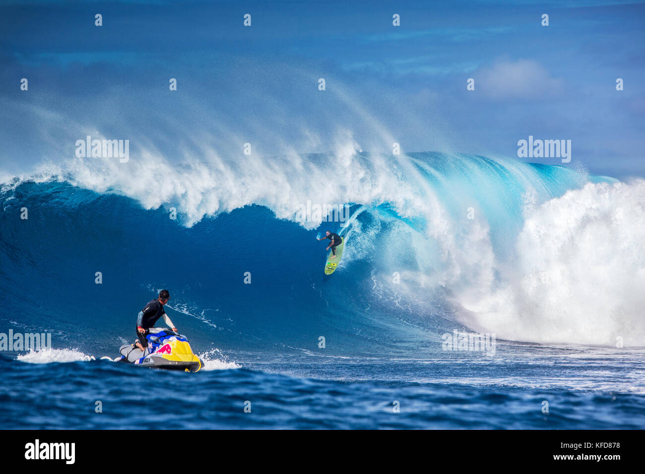 USA, HAWAII, Maui, Jaws, big wave surfer Garrett McNamara taking off on ...