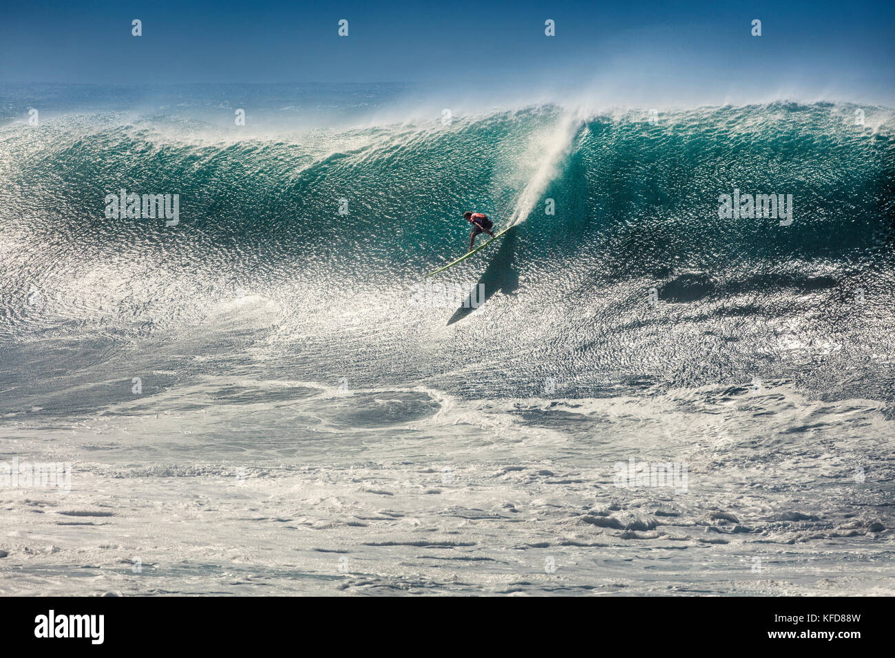 HAWAII, Oahu, North Shore, Eddie Aikau, 2016, John Florence competing ...