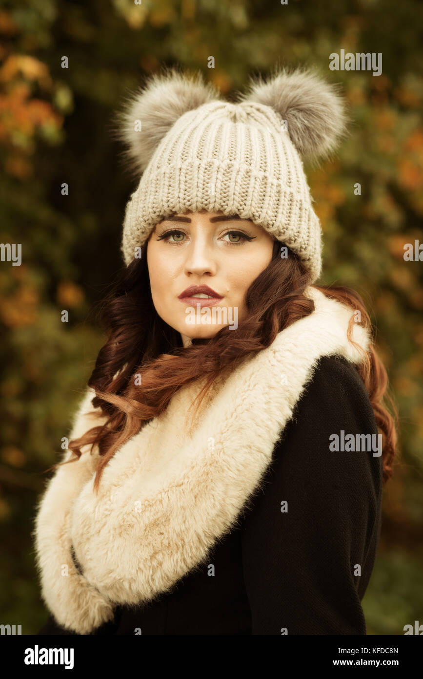 Portrait outdoor fall autumn sitting hi-res stock photography and ...