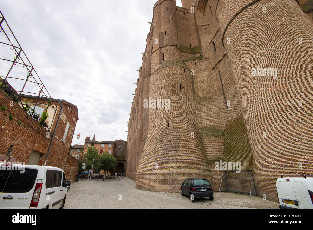 Largest brick building in the world hi-res stock photography and images ...