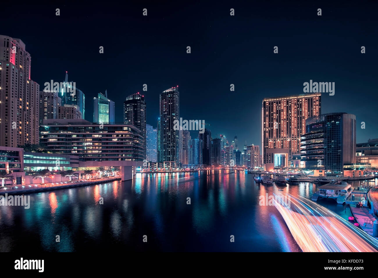 Cityscape dubai uae hi-res stock photography and images - Alamy