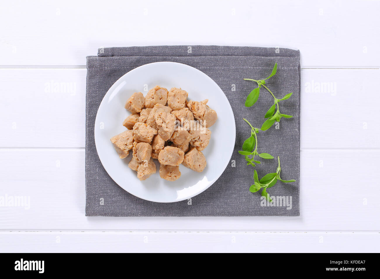Pile Of Meat Plate High Resolution Stock Photography and Images - Alamy