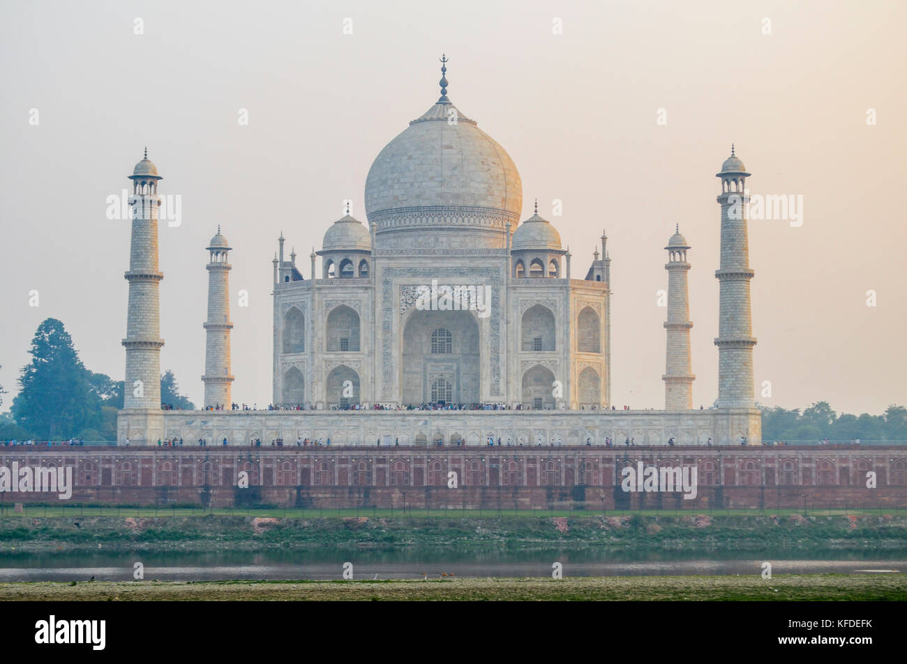 Exterior view of the Taj Mahal palace and mauseleum, with decorated ...