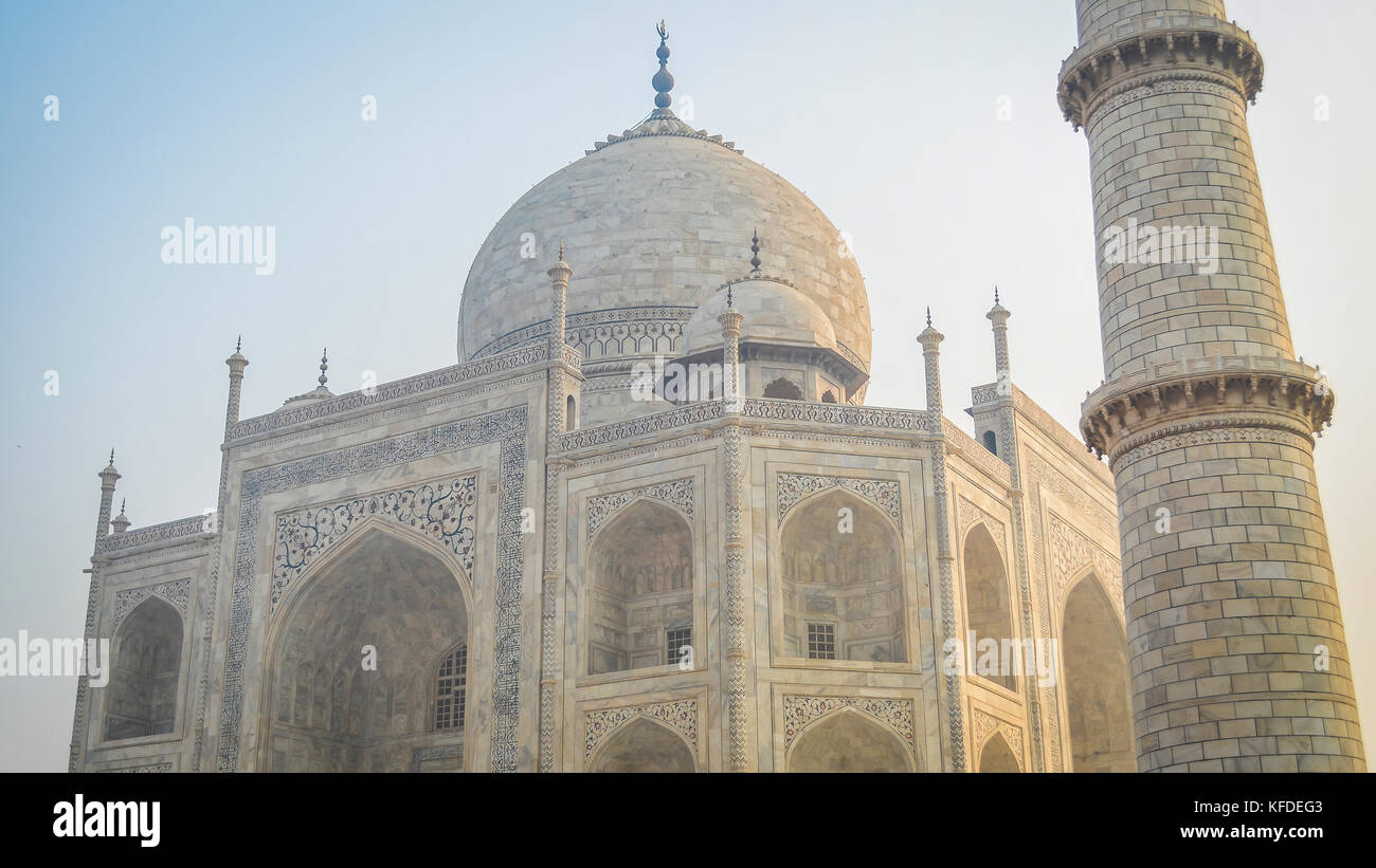 Exterior view of the Taj Mahal palace and mauseleum, a UNESCO world ...