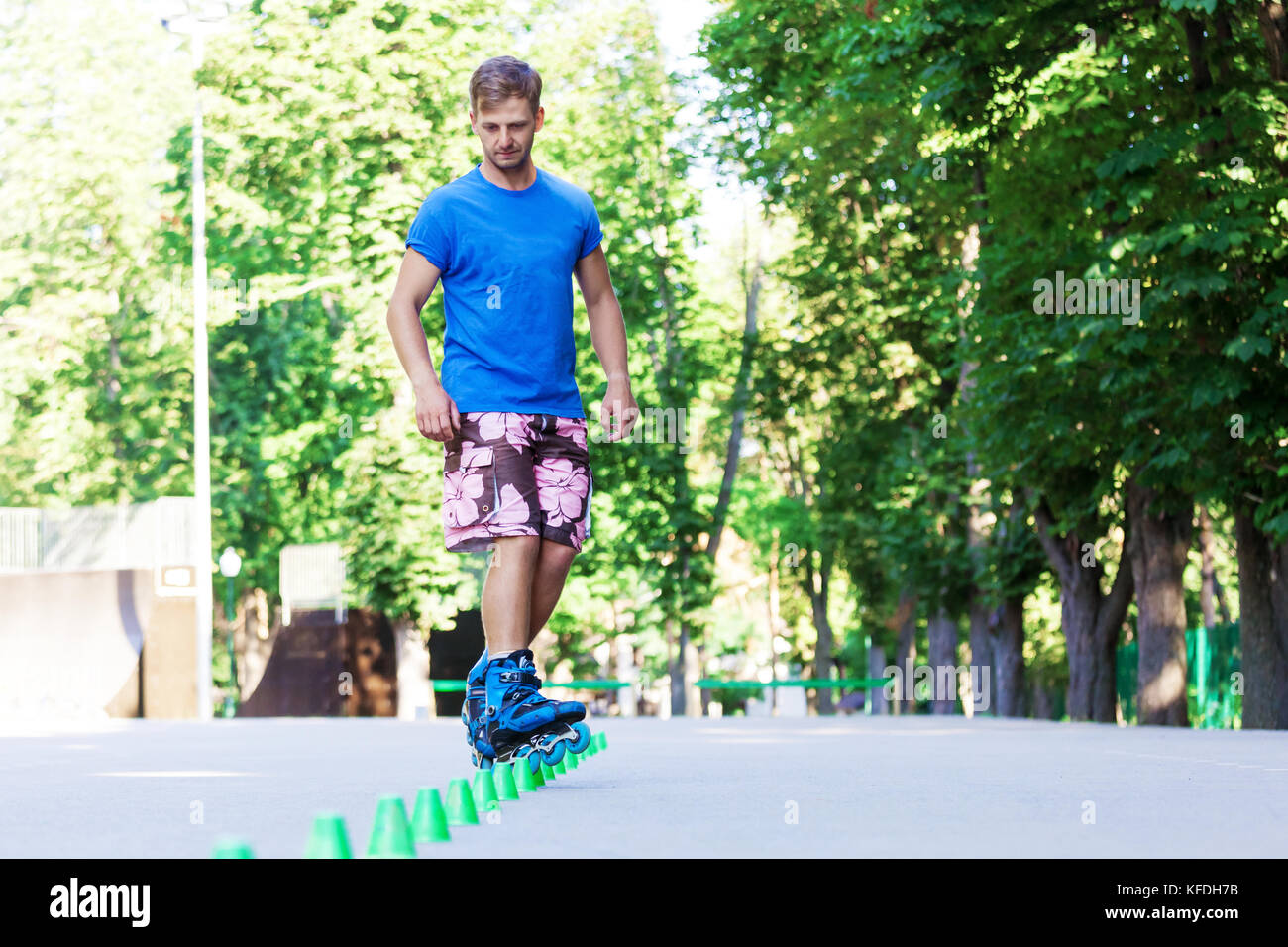 Inline skater cones park hi-res stock photography and images - Alamy