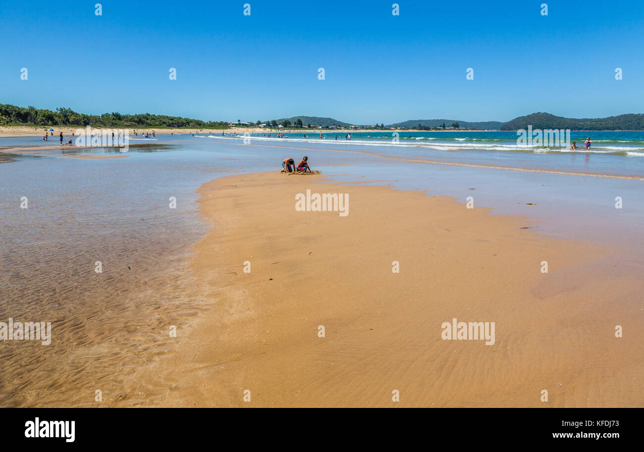 Australia, New South Wales, Central Coast, Broken Bay, Umina Beach ...