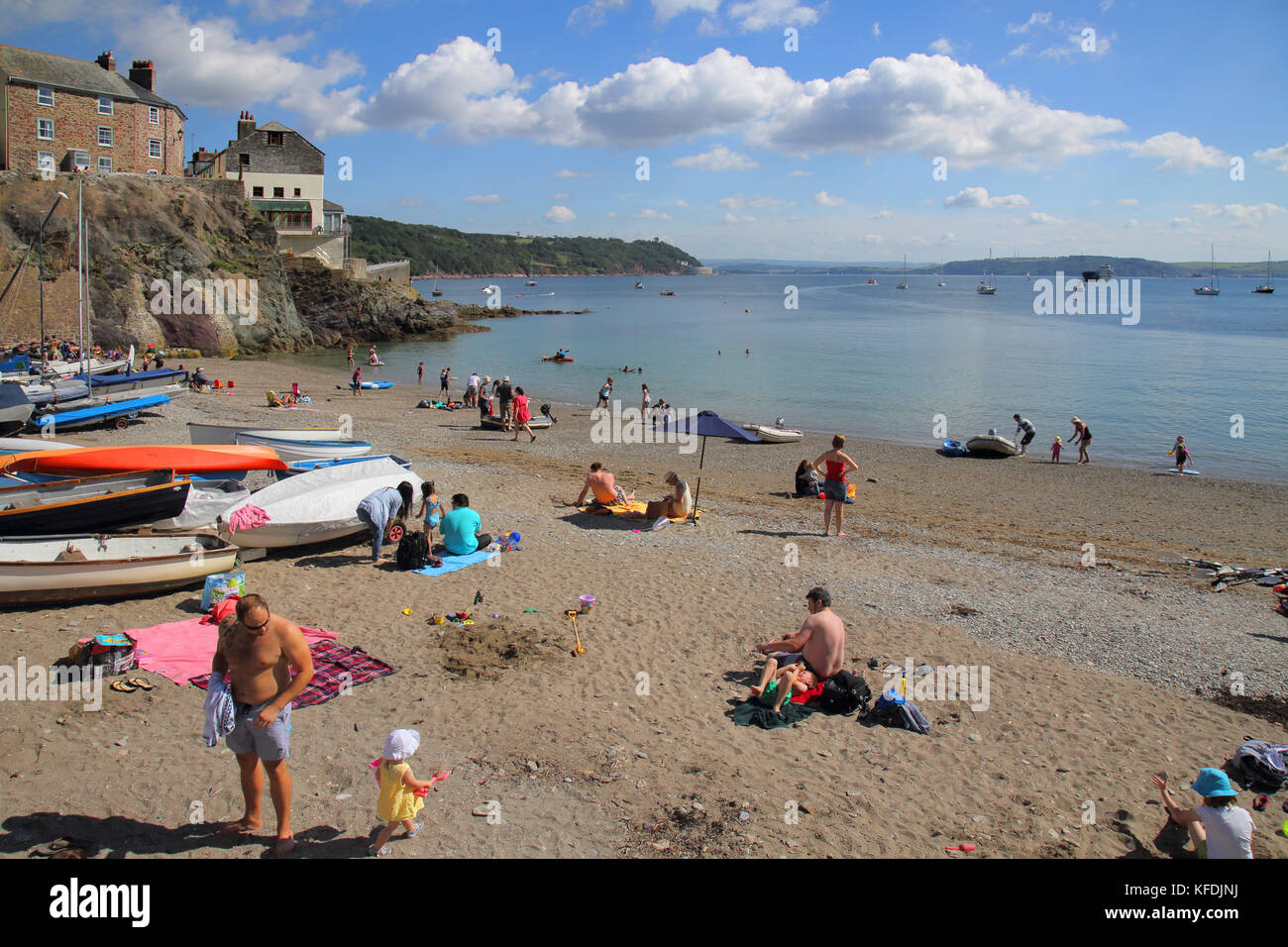 the holiday village of cawsand on the south cornwall coast Stock Photo ...