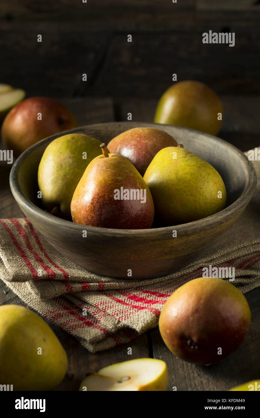 Raw Green Organic Seckel Pears Ready to Eat Stock Photo - Alamy