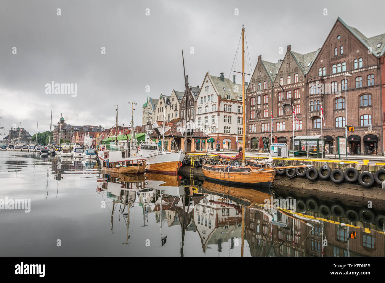 Bergen norwegen hi-res stock photography and images - Alamy