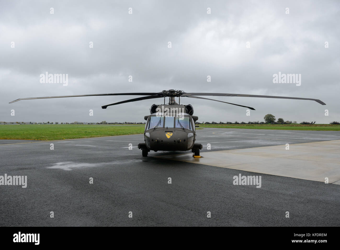 Uh 60 blackhawk hi-res stock photography and images - Alamy