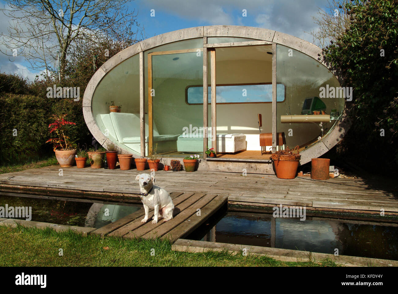Garden pod design hi-res stock photography and images - Alamy