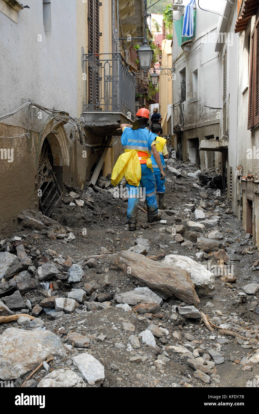 Landslide disaster italy hi-res stock photography and images - Alamy