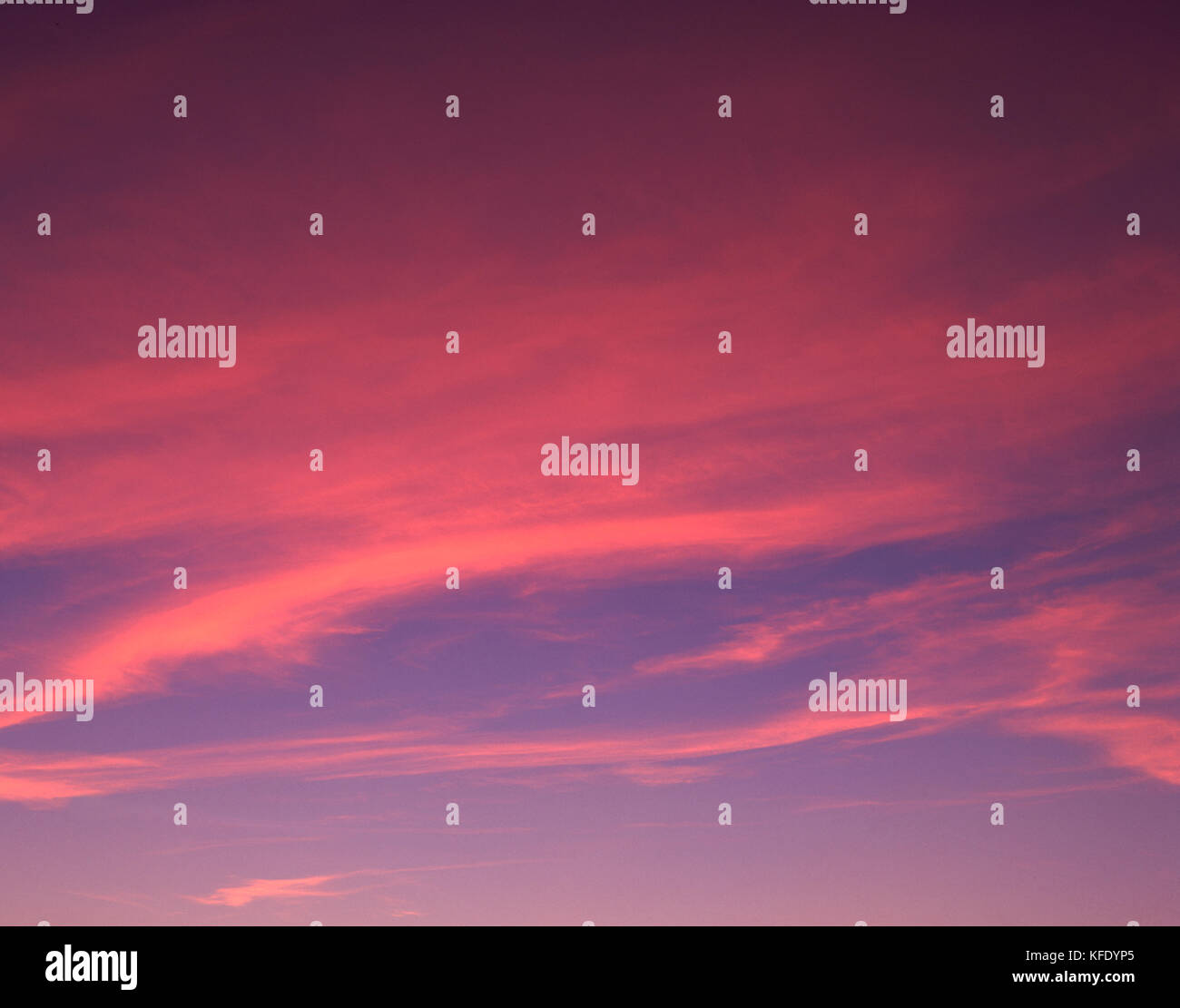 Evening skyscape hi-res stock photography and images - Alamy