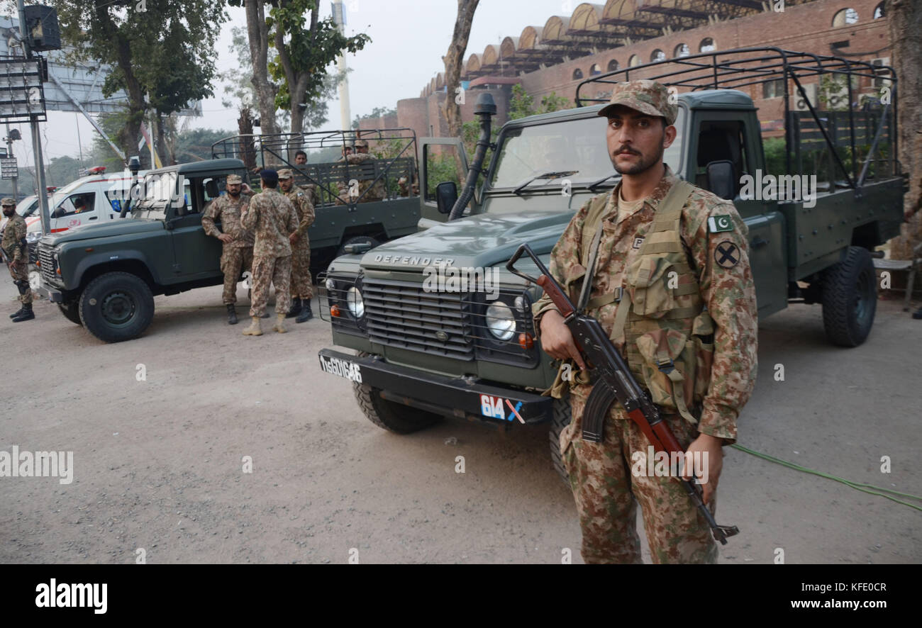 Pakistani army, ranger soldiers and dolphin force standing alert ...