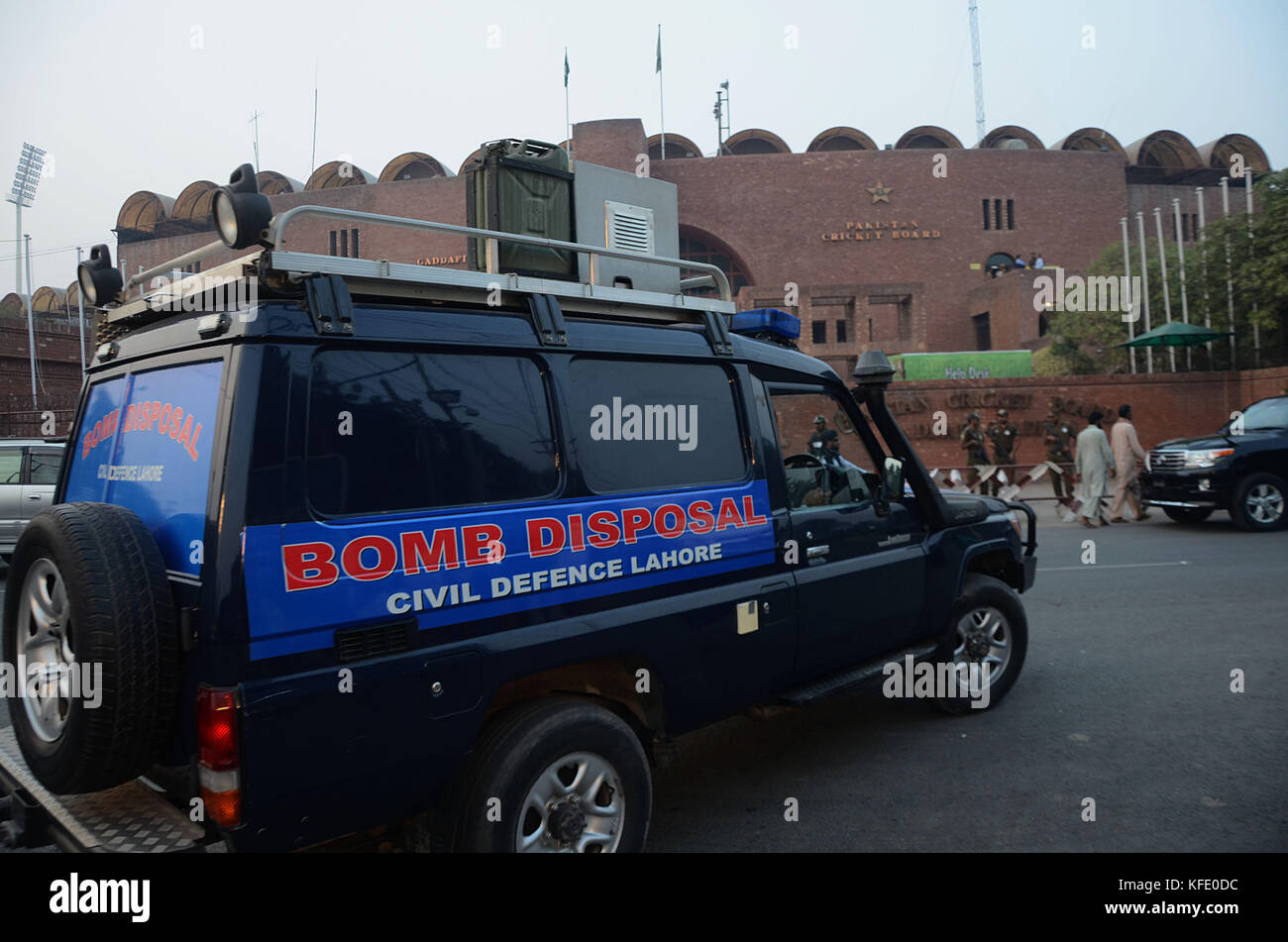 Pakistani army, ranger soldiers and dolphin force standing alert ...