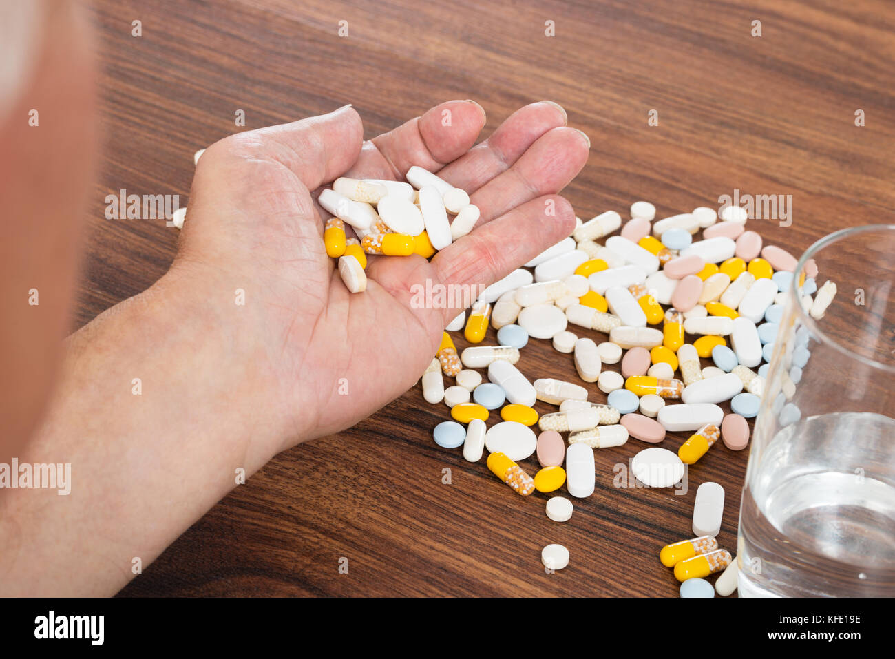 Man taking a pill hi-res stock photography and images - Alamy