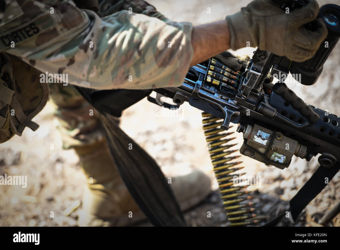 Reloading Stock Photos & Reloading Stock Images - Alamy