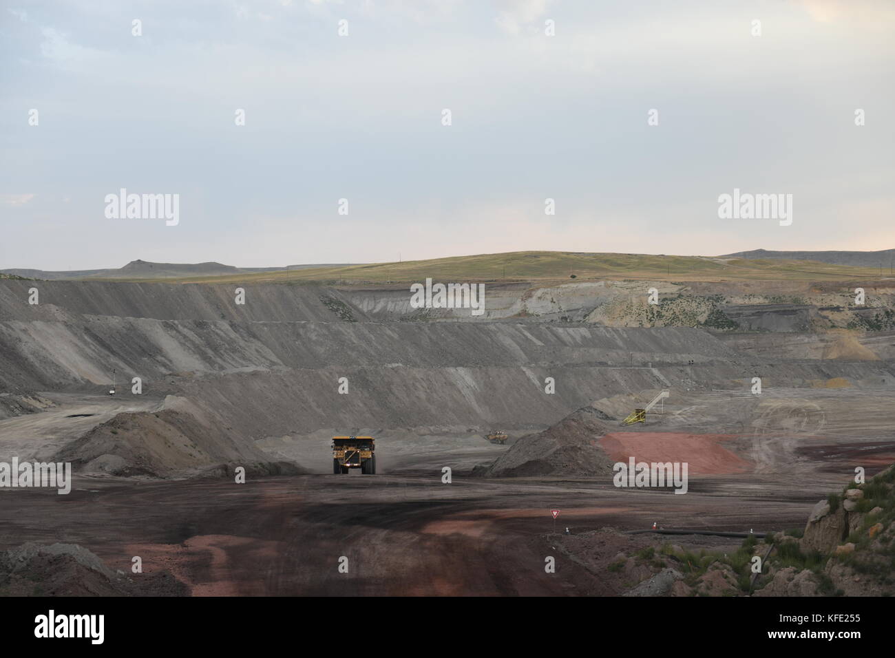 Mining Truck Coal Stock Photos & Mining Truck Coal Stock Images - Alamy