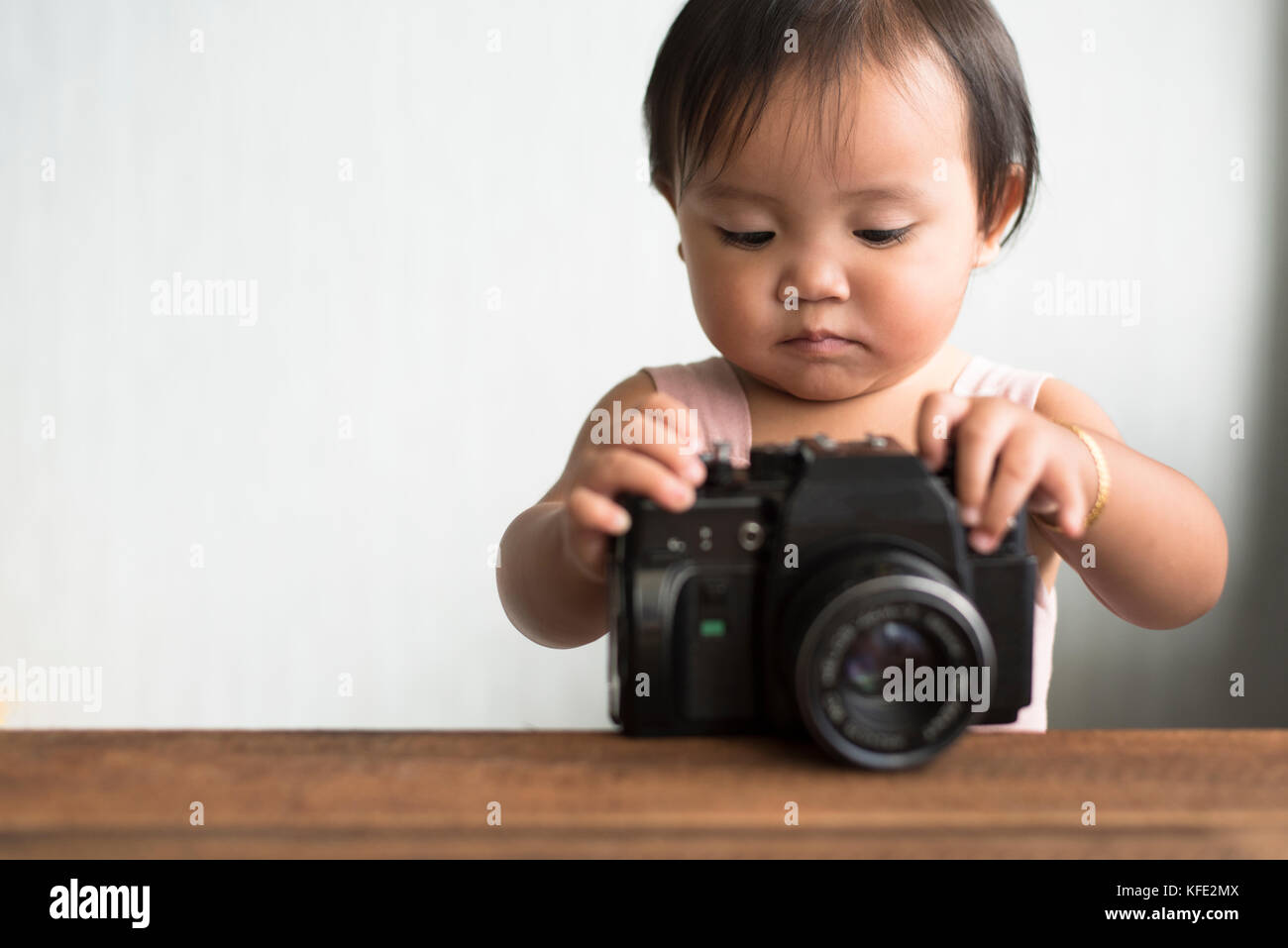 Learning film photography hi-res stock photography and images - Alamy