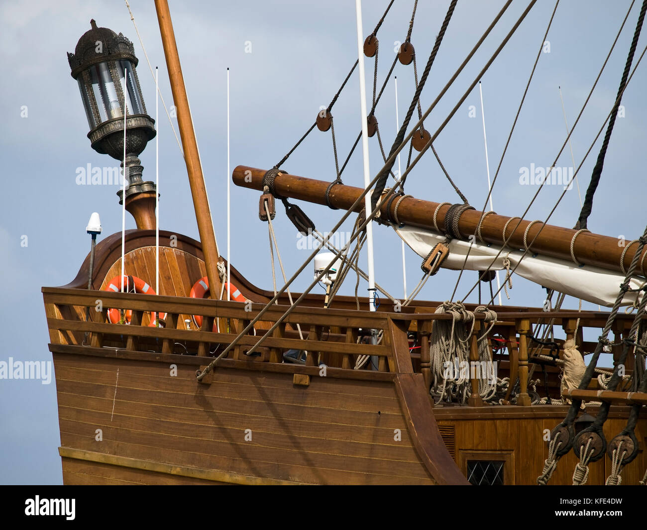 A Spanish Galleon Stock Photos & A Spanish Galleon Stock Images - Alamy