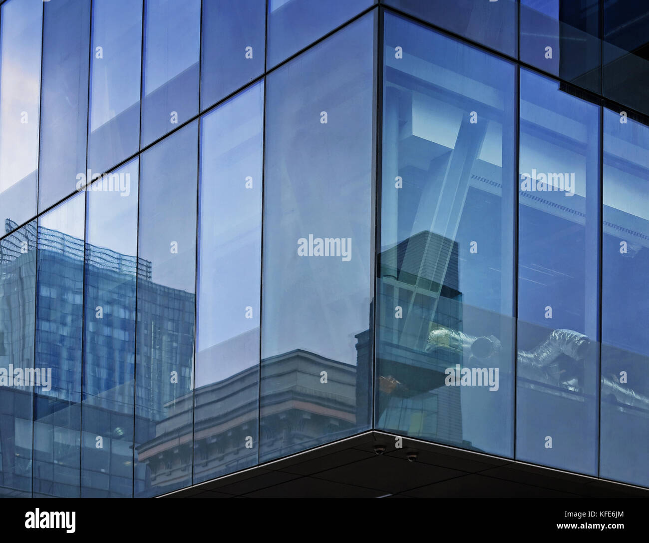 Corner reflections at Spinningfields, Manchester Stock Photo - Alamy