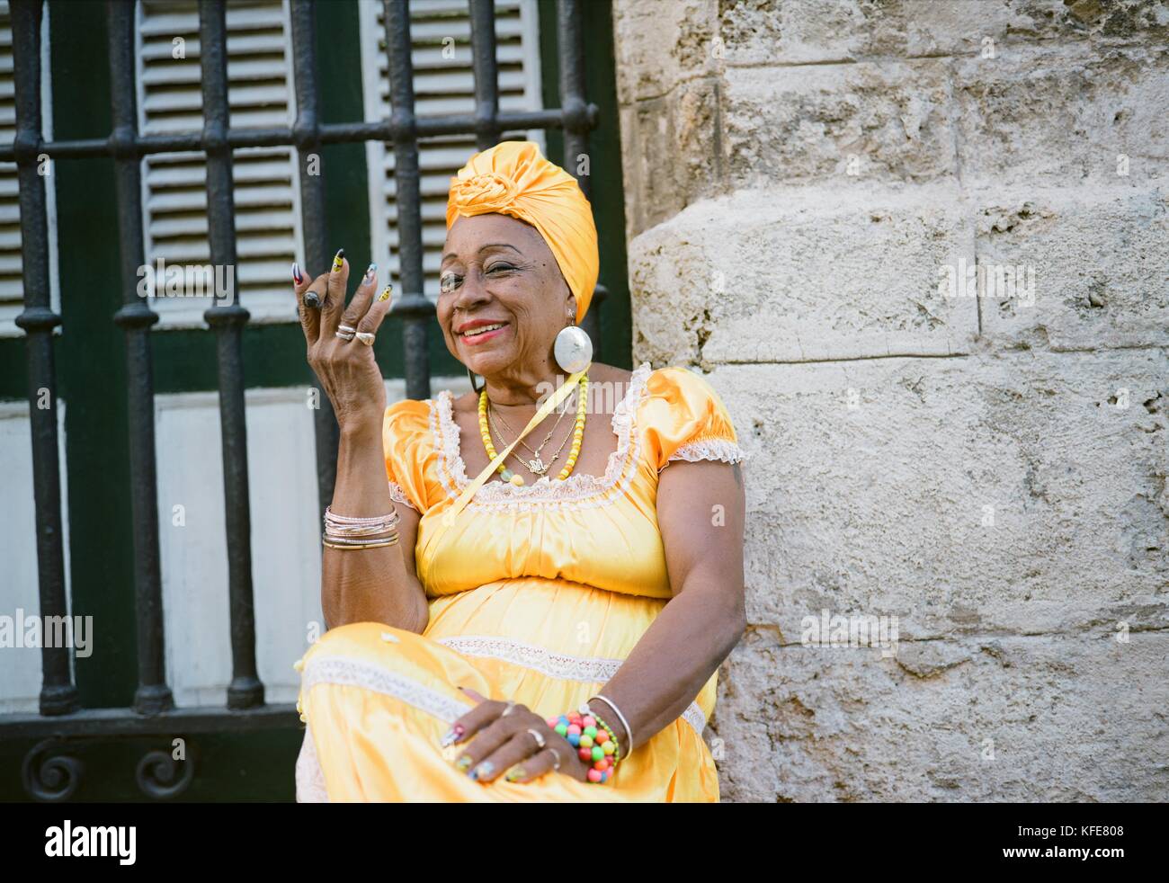 Portrait of of Cuban Woman Smoking A Cigar Stock Photo - Alamy