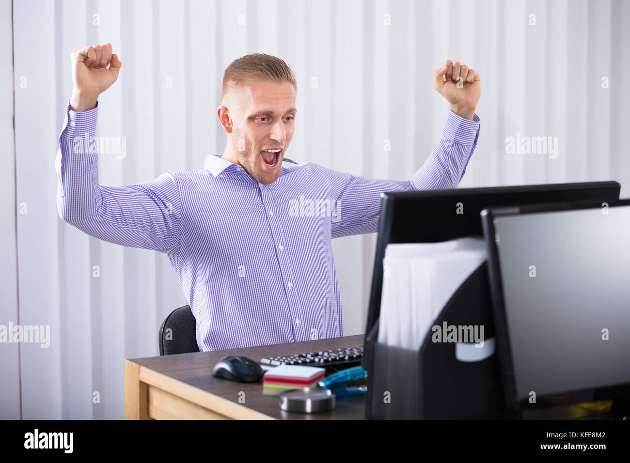Business people raising hands hi-res stock photography and images - Alamy