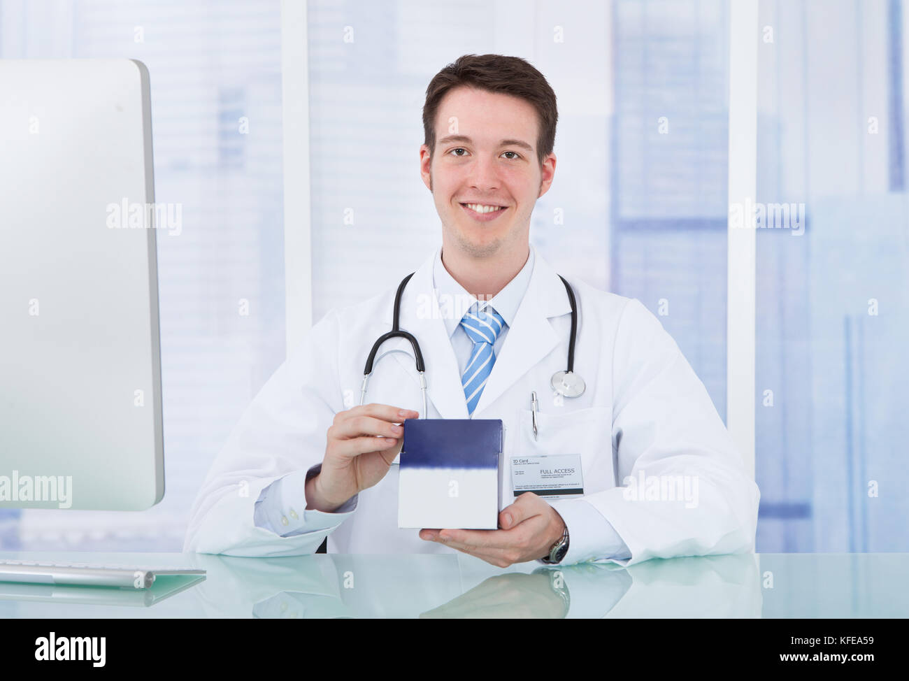 Hospital box hi-res stock photography and images - Alamy