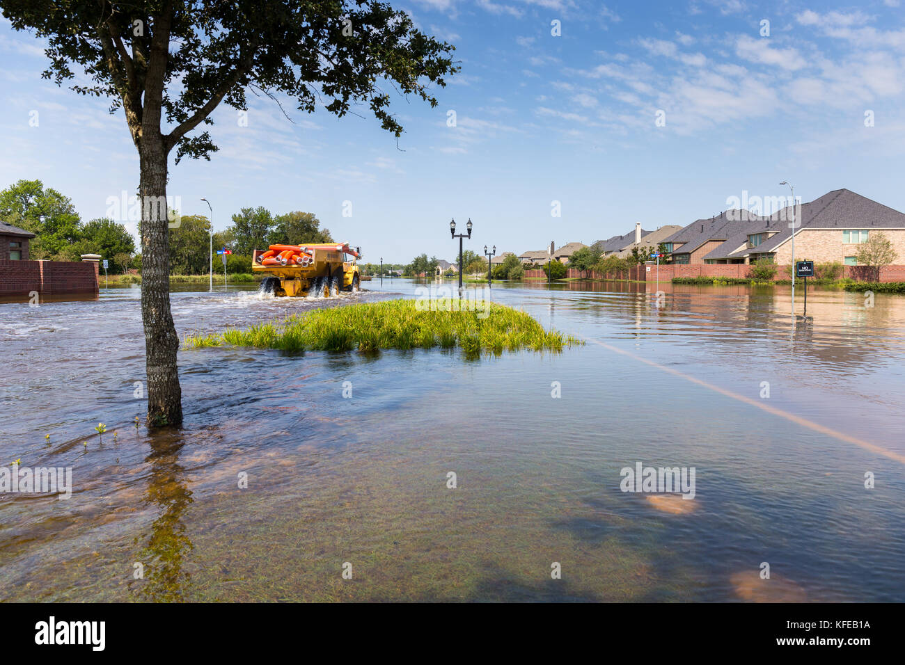 Mobile flood pumps are brought to the Riverstone neighborhood for ...