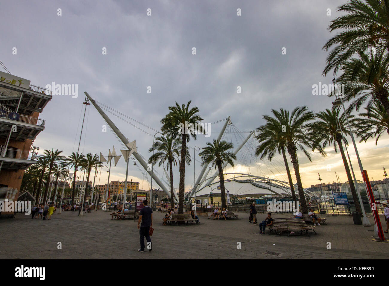 Major seaport hi-res stock photography and images - Alamy
