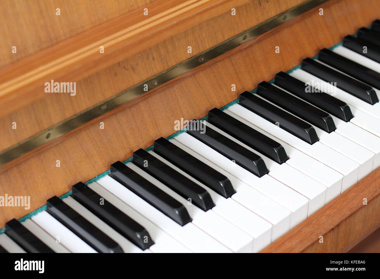 Piano parts isolated hi-res stock photography and images - Alamy