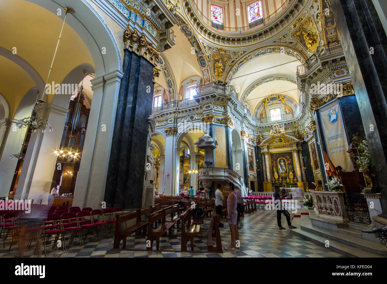 Nice Cathedral (Basilique-Cathedrale Sainte-Marie et Sainte-Reparate ...