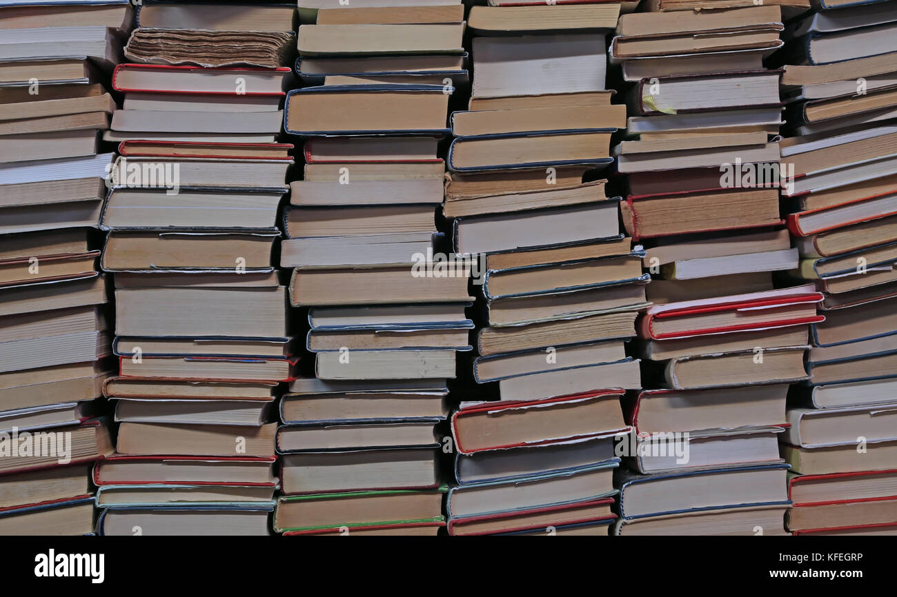 The background of many books of many sizes for the preparation of ...