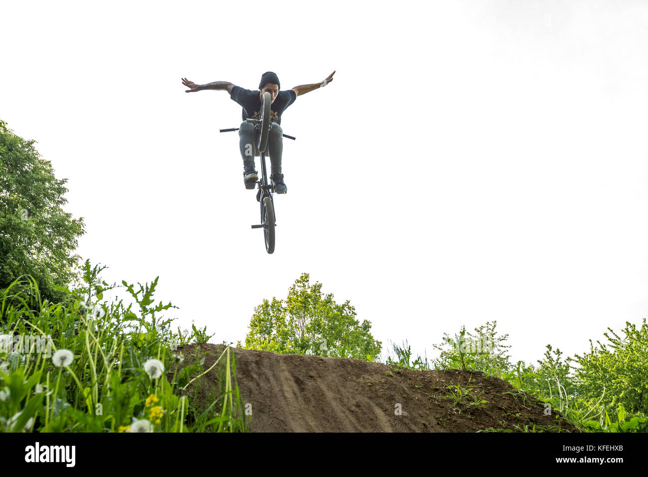 Bmx cycle hi-res stock photography and images - Alamy