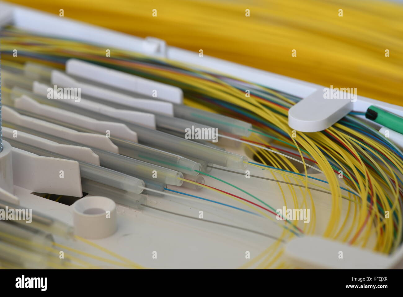 Cable splicing hi-res stock photography and images - Alamy
