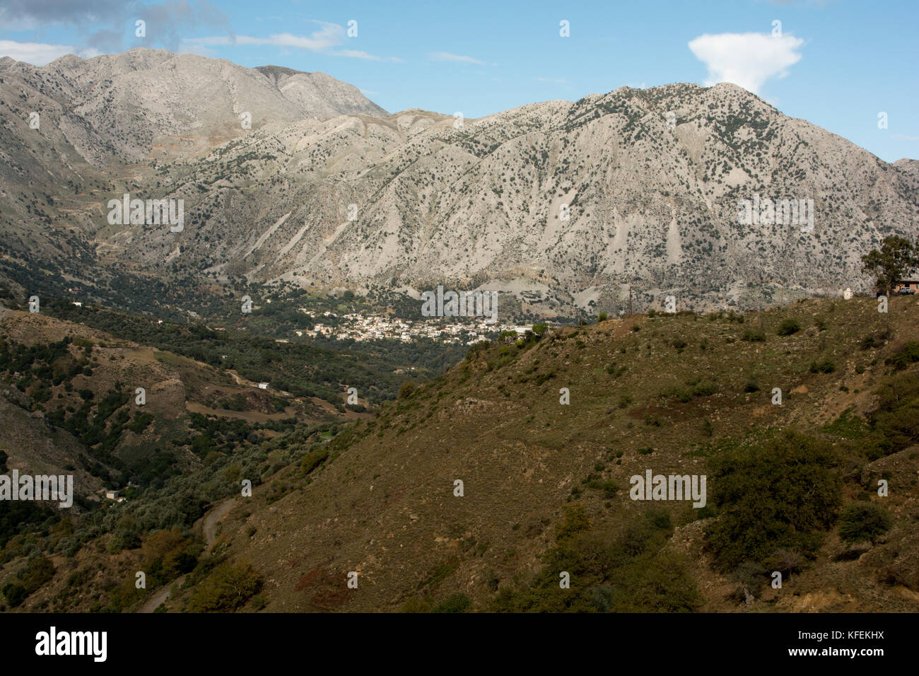 Lefka ori, white mountain hi-res stock photography and images - Alamy