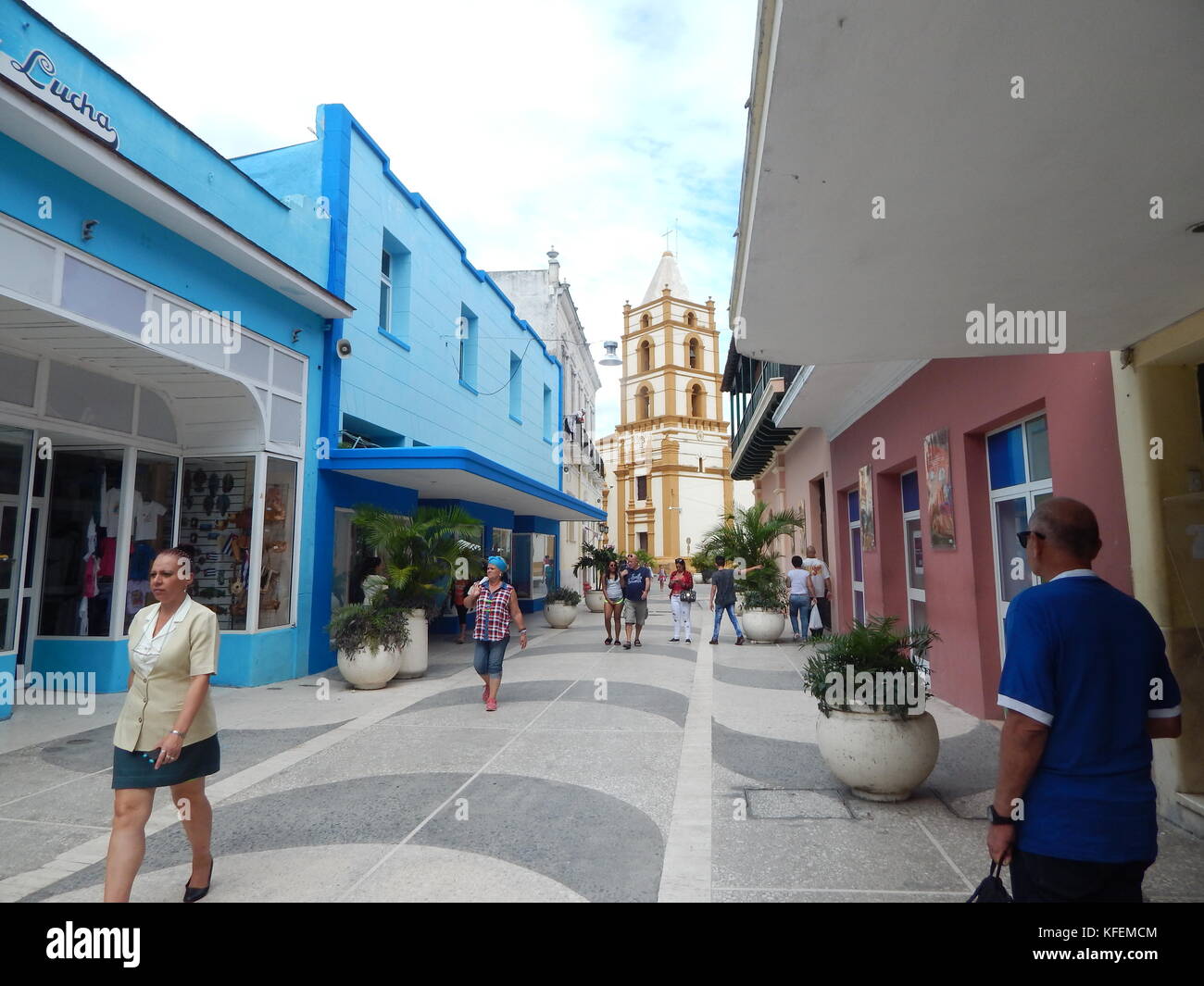 Calles de Camaguey. Cuba. streets of camaguey Stock Photo - Alamy